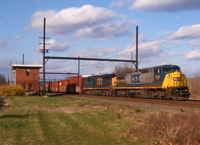 CSX Q439 at Trent
